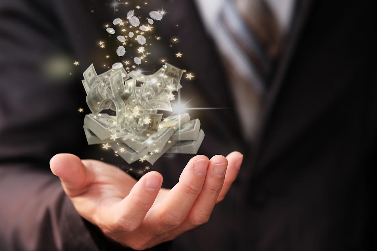 Unlocking Abundance: Mastering the Art of Manifesting Wealth